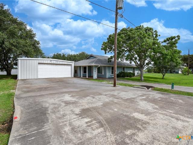 748 W Bayshore Drive