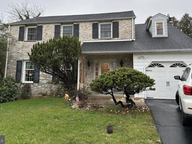748 W Rolling Rd, Springfield, PA 19064