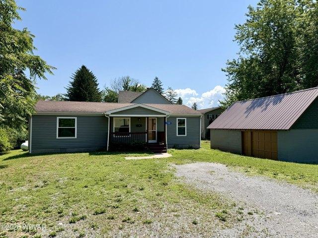 748 Washington St, Avis, PA 17721