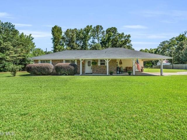 748 Thornton Dr, Columbus, MS 39702