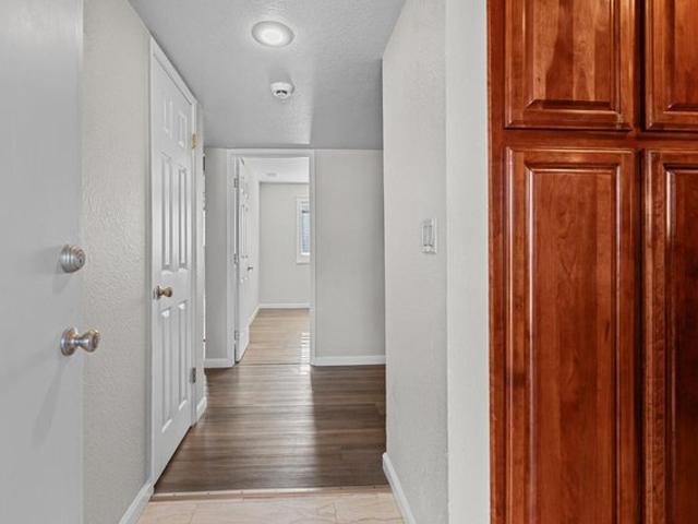 7496 Red Willow St, Sacramento, CA 95822