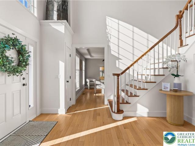 7496 Skytop Court
