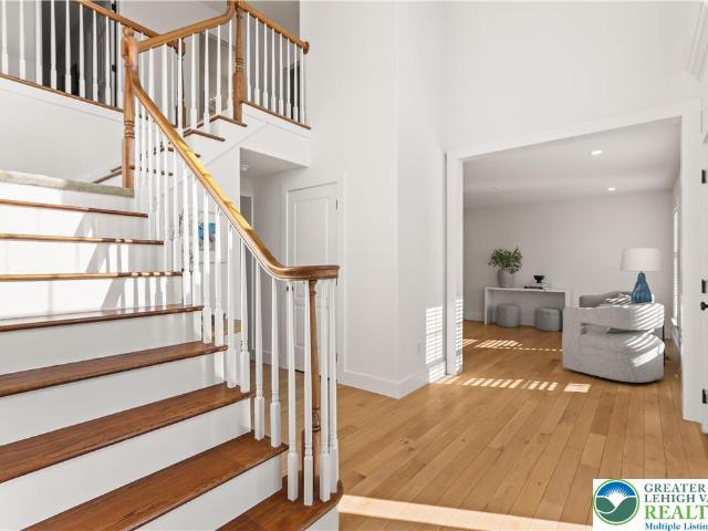 7496 Skytop Ct, Orefield, PA 18069 | Compass