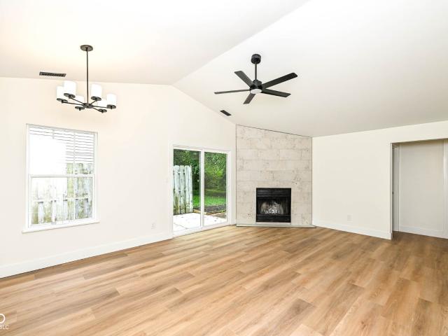 7496 Wood Court