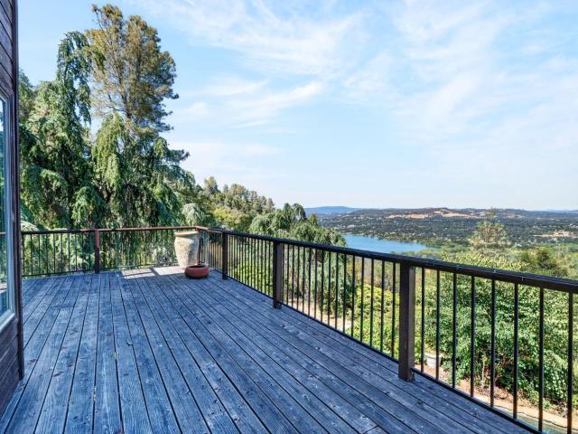 7490 Walnut Ln, Lower Lake, CA 95457 | MLS #326016