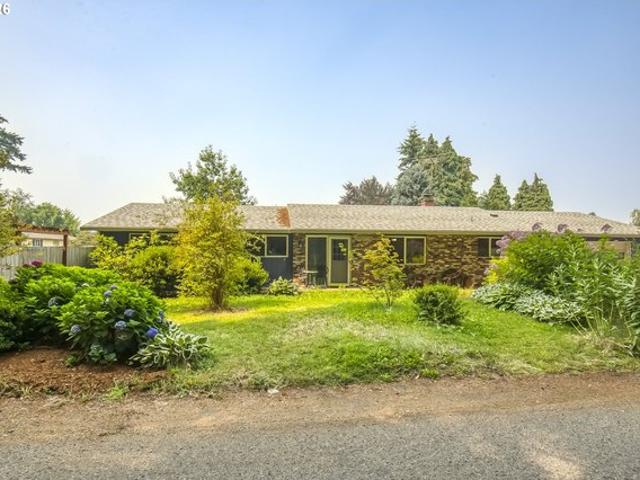 7491 SE LA Paz St, Milwaukie, OR 97267