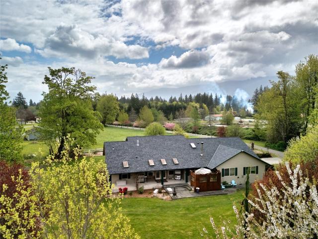 7492 Russell Road