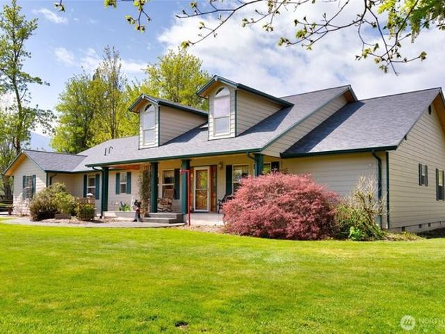 7492 Russell Rd, Concrete, WA 98237