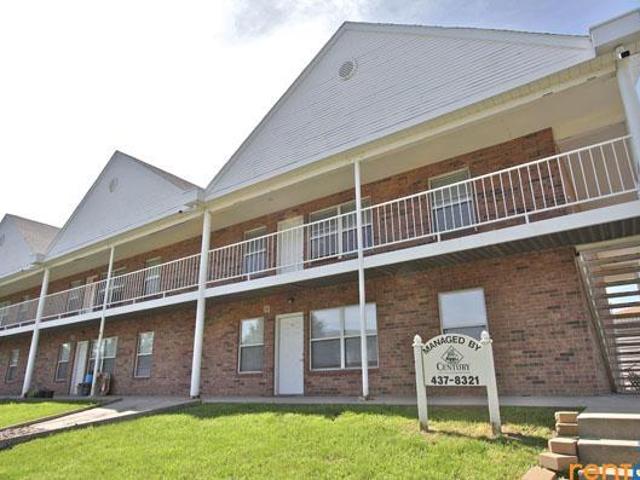 $749 / 2br Rentping.com 2 bathroom, all electric, walking distance to City Campus 2221 S Street