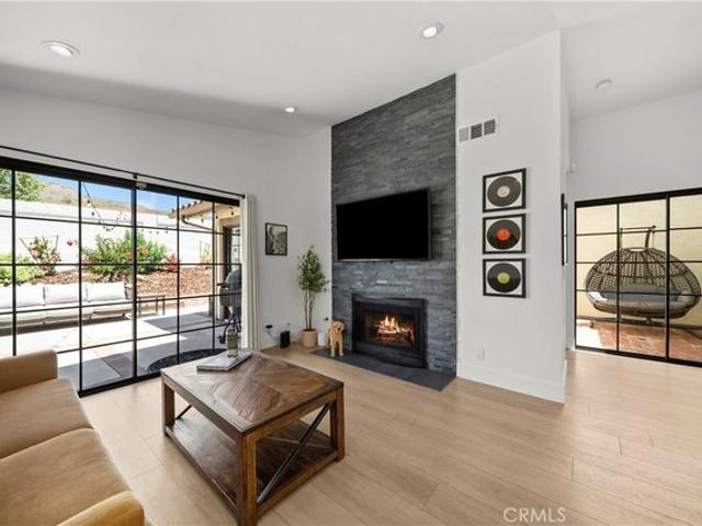 749 Congressional Rd, Simi Valley, CA 93065