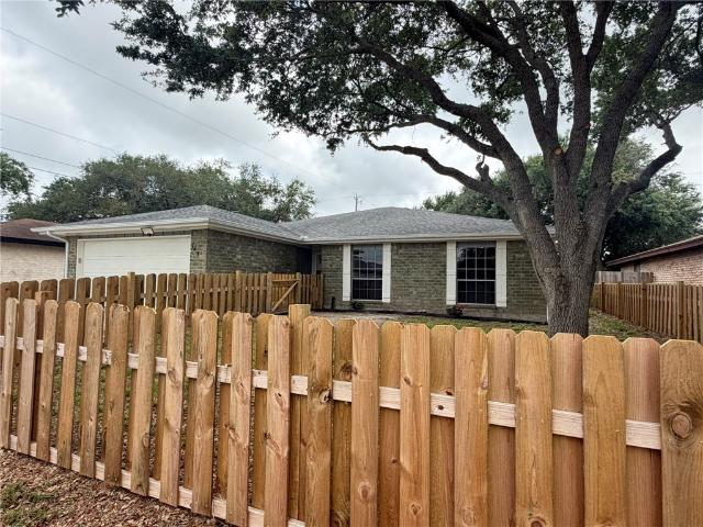 749 Alhambra Drive