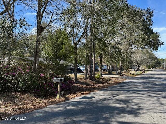 749 Black Ledge Ln, Biloxi, MS 39532 | MLS #4140 | Compass