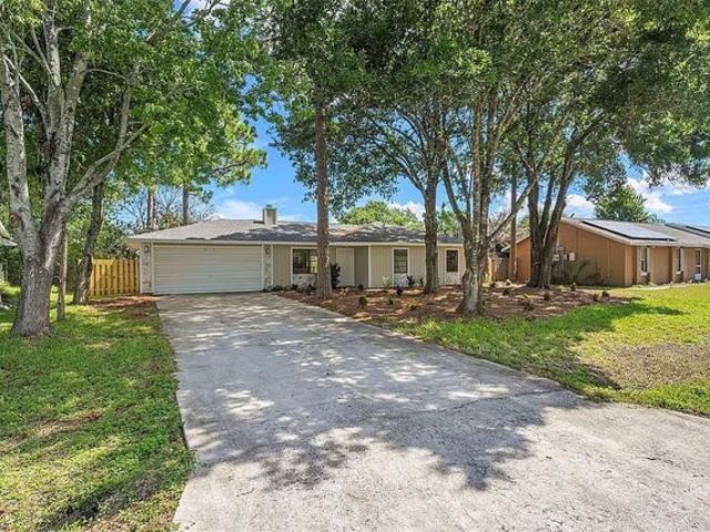 749 Elmont St NW, Palm Bay, FL 32907