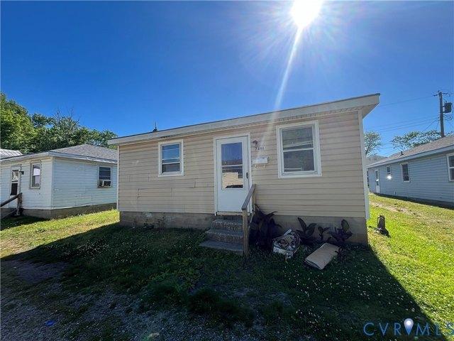 749 MT Airy St, Petersburg, VA 23803