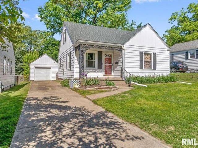 749 N Walnut St, Springfield, IL 62702