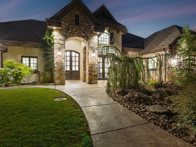 749 S 990 W, Hurricane, UT 84737