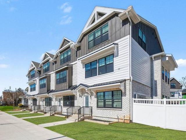 749 S Bend Ave, South Bend, IN 46617