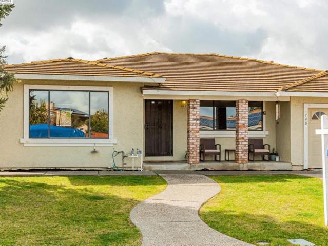 749 Stallion Cir, Fairfield, CA 94533