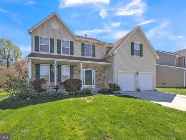 749 Streamview Ln, Vineland, NJ 08360