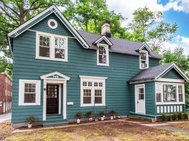 749 Valley St, City of Orange Township, NJ 07050