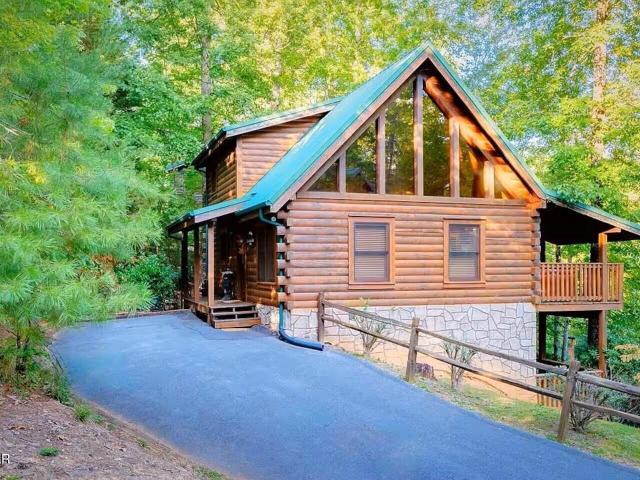 749 Yona Trail Way