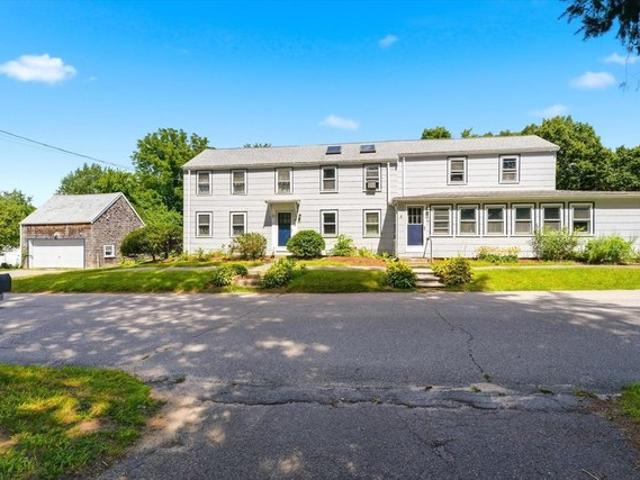 74 76 Hammond St, Rowley, MA 01969