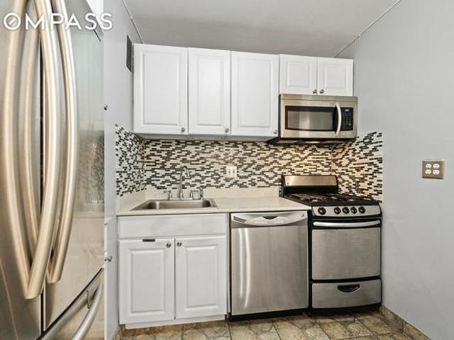 74 02 43Rd Ave 4 P, New York, NY