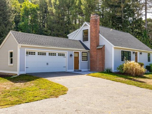 74 Terrys Plain Rd, Simsbury, CT 06070