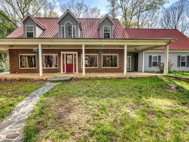 74 Timber Ln, Blairsville, GA 30512