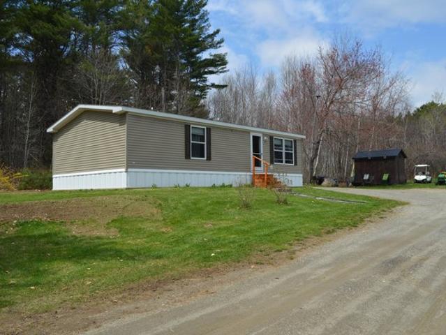 74 Turner Dr, Pittston, ME 04345