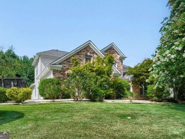 74 Vinings Lake Dr SW, Mableton, GA 30126