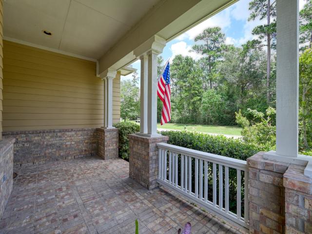 74 W Tapestry Park Circle