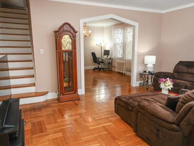 74 West 56Th St
