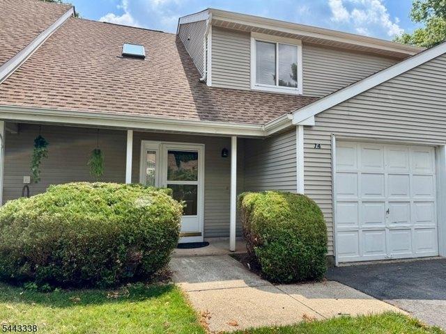 74 Winchester Way, Franklin Twp, NJ 08873