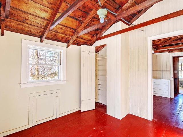 74 Adams Point Rd, Barrington, RI 02806 | MLS #1404
