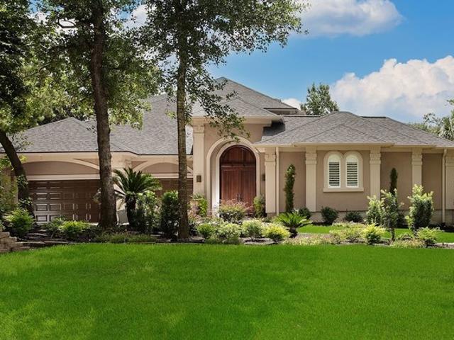 74 Batesbrooke Ct, The Woodlands, TX 77381