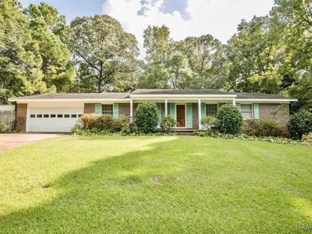74 Boxwood Dr, Alexander City, AL 35010