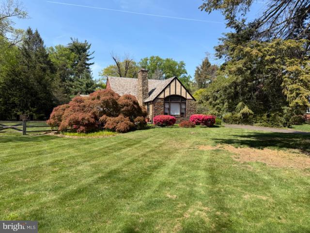 74 Black Rock Rd, Yardley, PA 19067 | MLS #PABU2119 | Compass