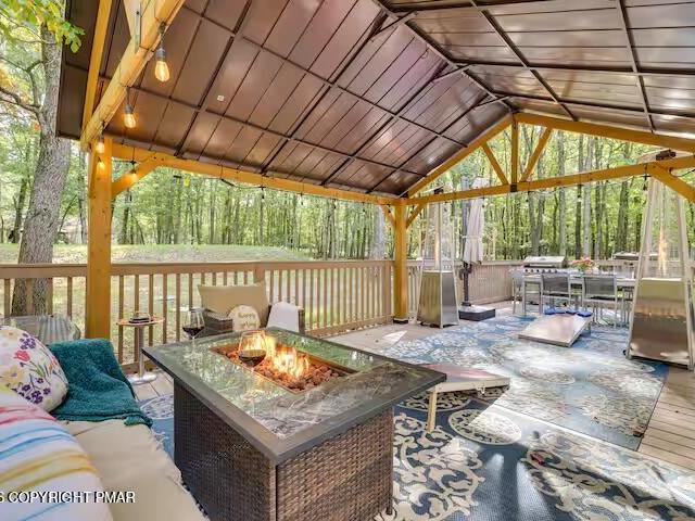 74 Buckhill Rd, Albrightsville, PA 18210 | Compass