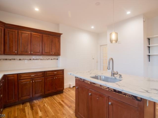 74 Burnett Ave, Unit 1, Maplewood, NJ 07040 | MLS #4011