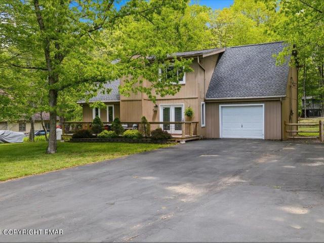 74 Byron Lane