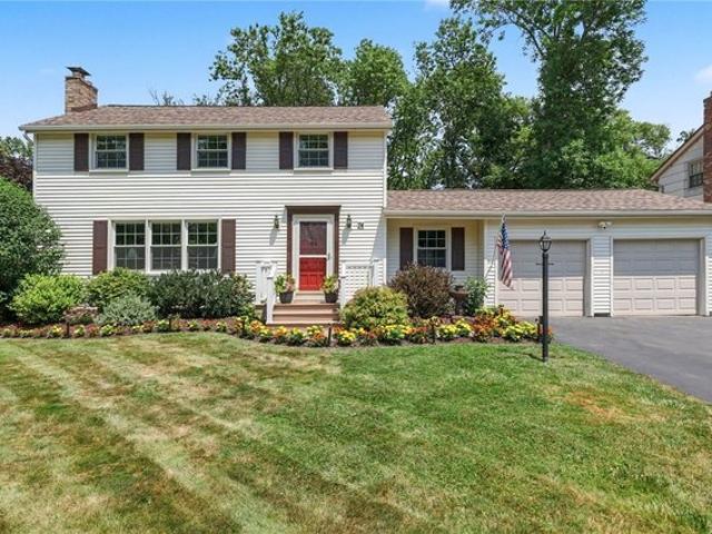 74 Camille Dr, Rochester, NY 14612