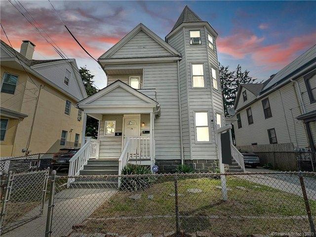 74 Carleton Ave, Bridgeport, CT 06604