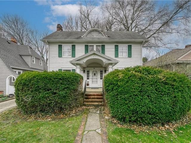 74 Castle Blvd, Akron, OH 44313