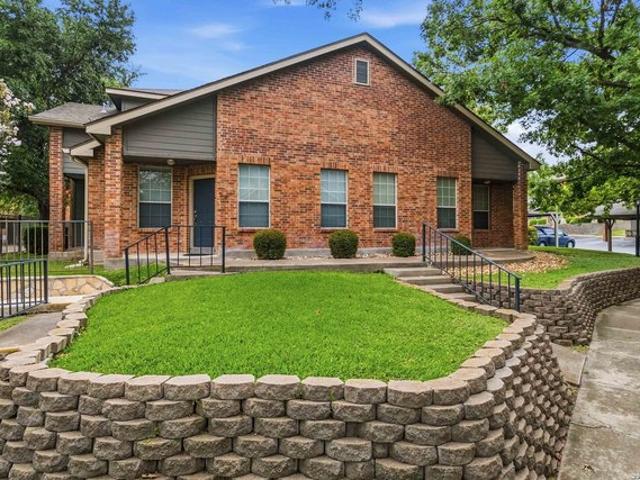 74 Chapel Hill Cir Unit 74, San Antonio, TX 78240