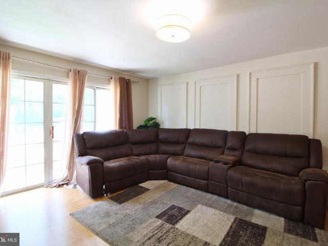 74 Cheverny Court