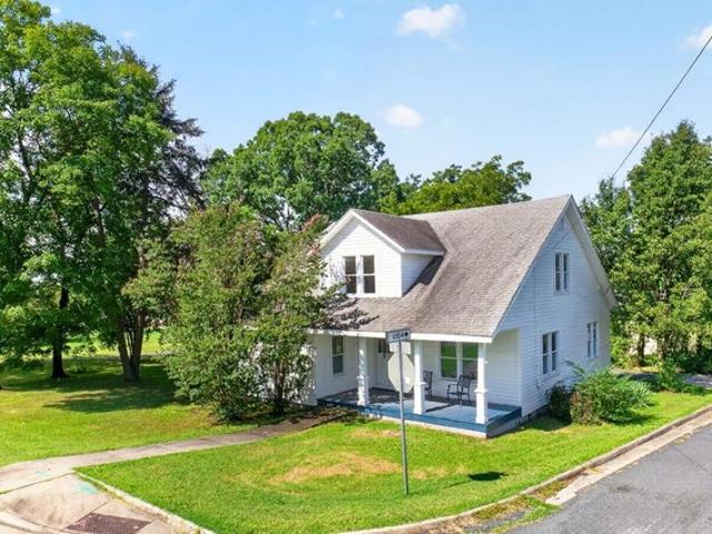 74 Conner St, Dillwyn, VA 23936