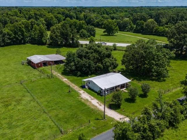74 County Road 2110, Liberty, TX 77575