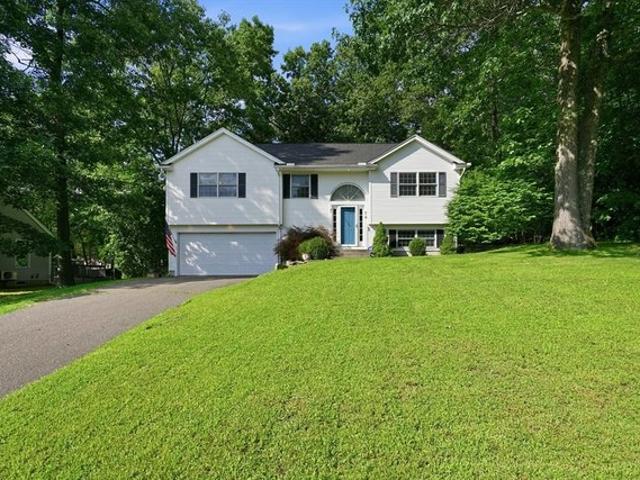 74 Clark St, Belchertown, MA 01007
