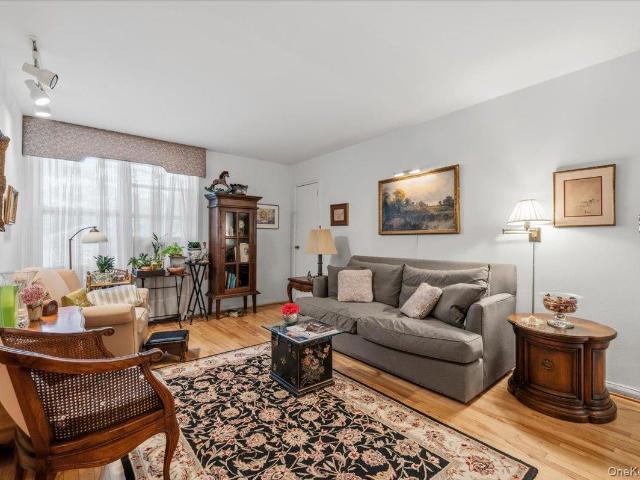 74 Edwards Street 2B